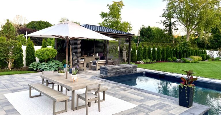 Luxury Backyard Design Trends Homeowners Are Loving